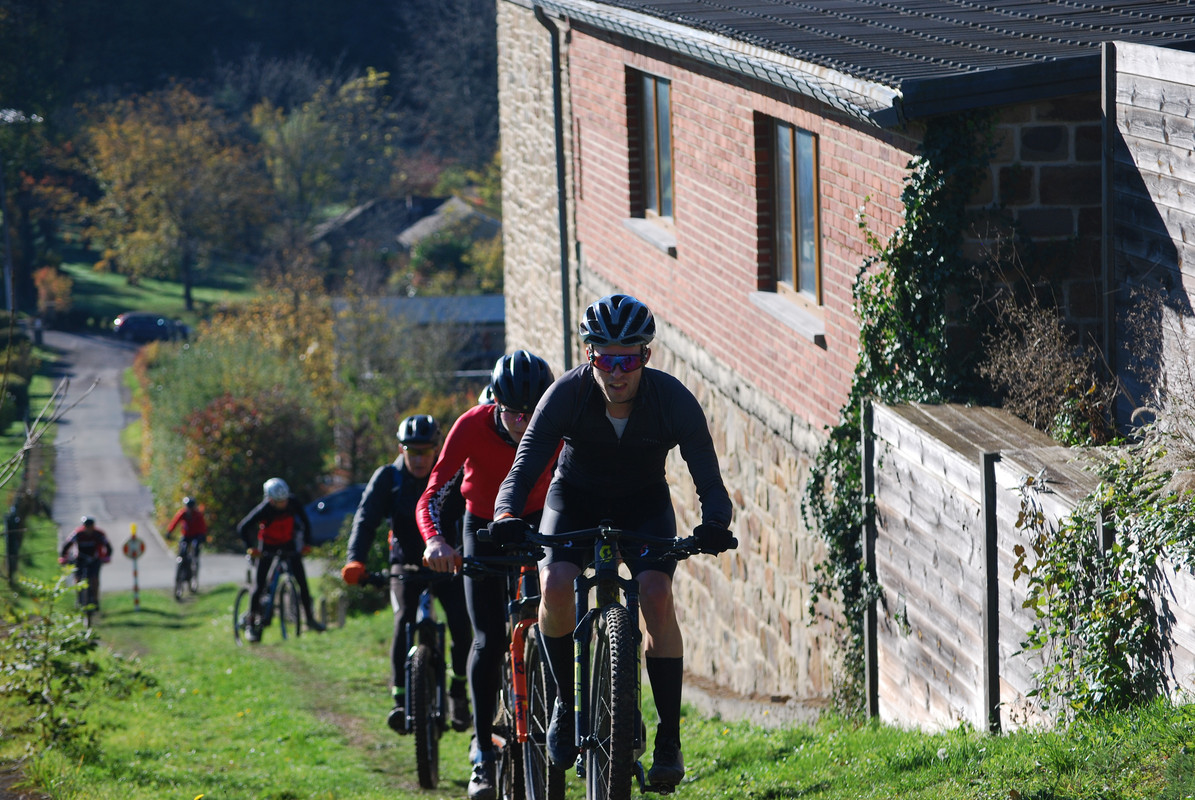 dimanche (233) — Postimages