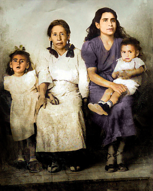 Colorize Family Photo Colorized Enhanced Repaired — Postimages