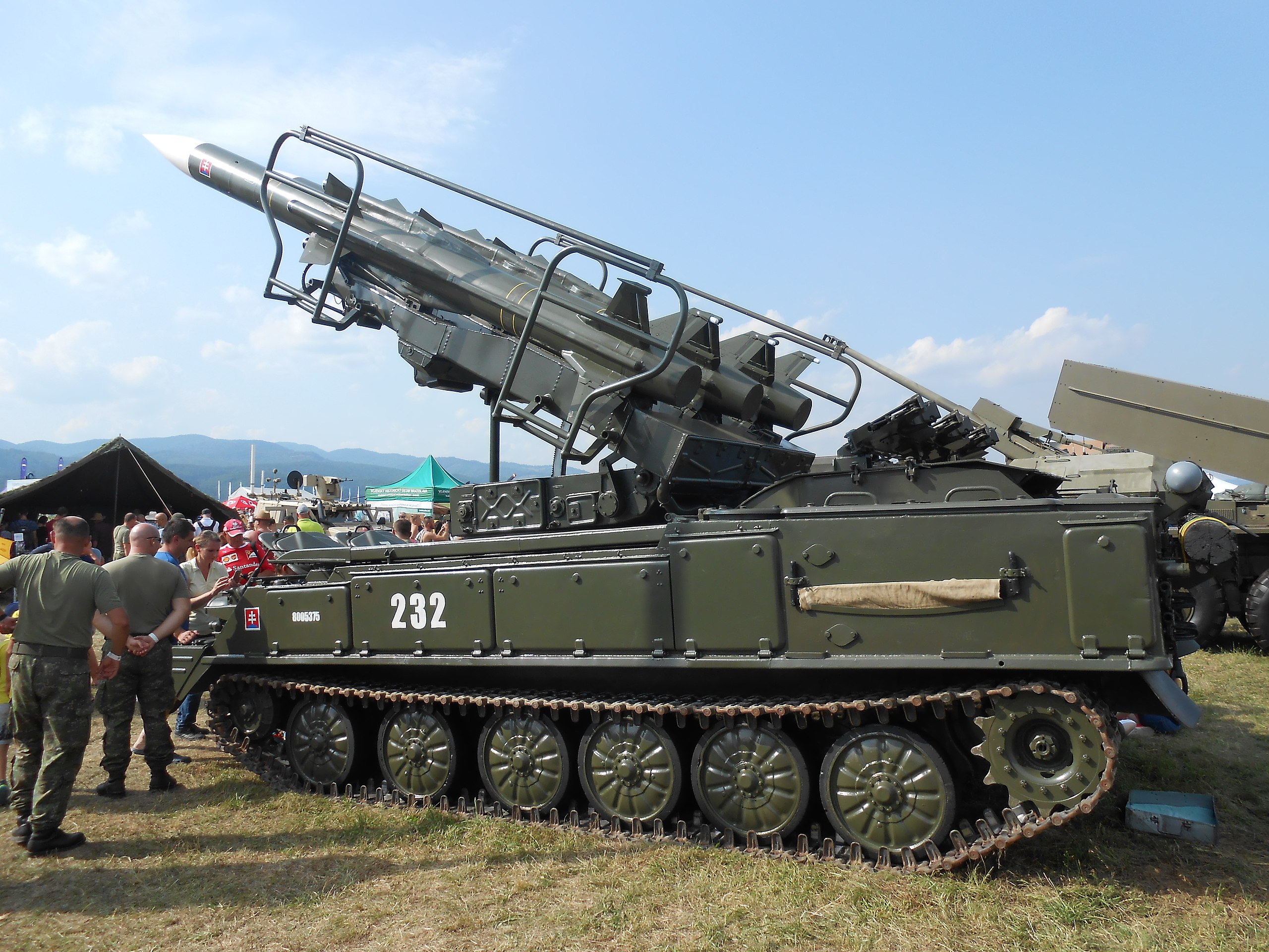 2560px Slovak 2 K12 M2 Kub M2 at SIAF 2017 — Postimages