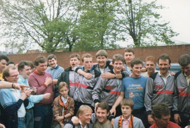 36 London Wolves : England (Official) | Molineux Mix
