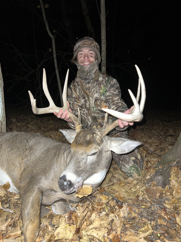 8 B6 D57 F1 9635 4 AB0 A61 A CED7 C18 DD893 — Postimages