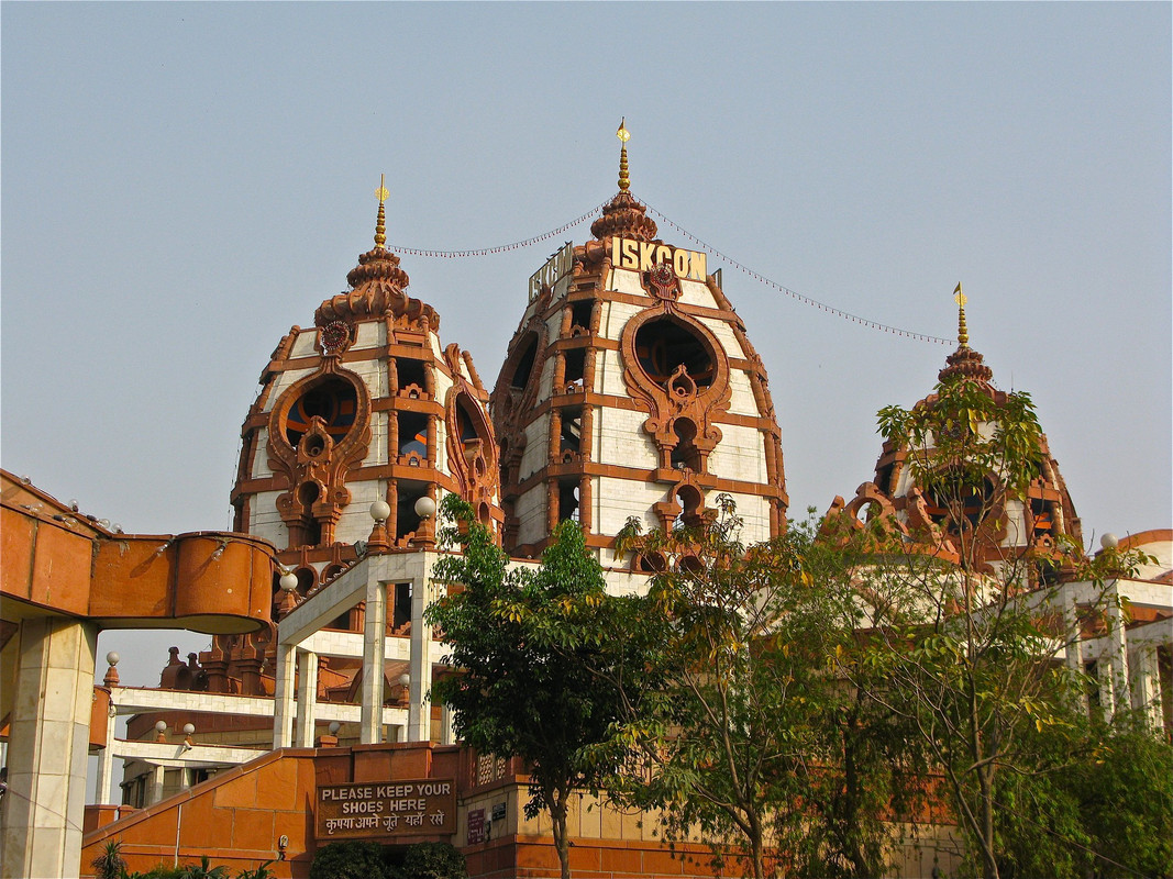 ISKCON Temple, Delhi: How To Reach, Best Time & Tips