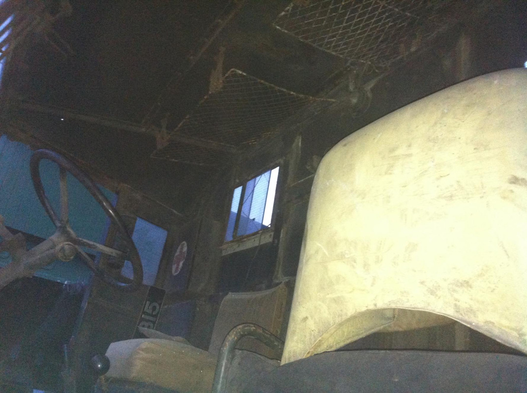 Scammell Pioneer cab interior 5 — Postimages