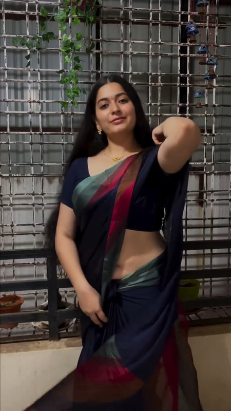 ksudha sexy fleshy big deep navel in violet saree mp4 snapshot 00 01 ...
