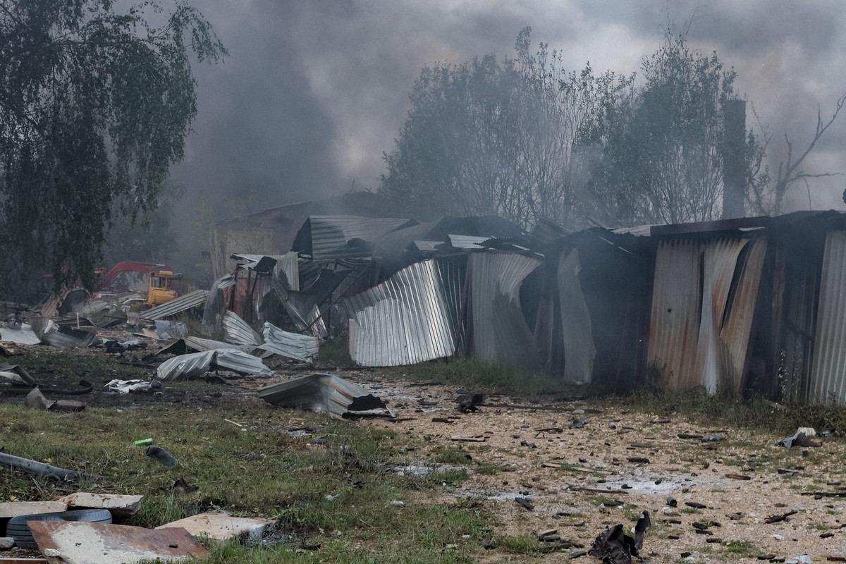 0096 2023 08 09 DMR 0452 — Postimages