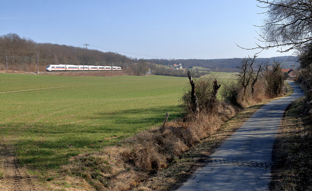 Drehscheibe Online Foren :: 03/02 - Bild-Sichtungen :: Hoppla, ein ICE3 ...