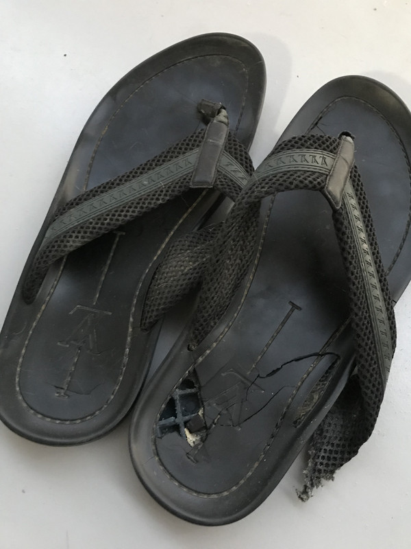 73 D76889 EF9 B 4 F47 9 E10 BBB94 BAB4 CAB — Postimages