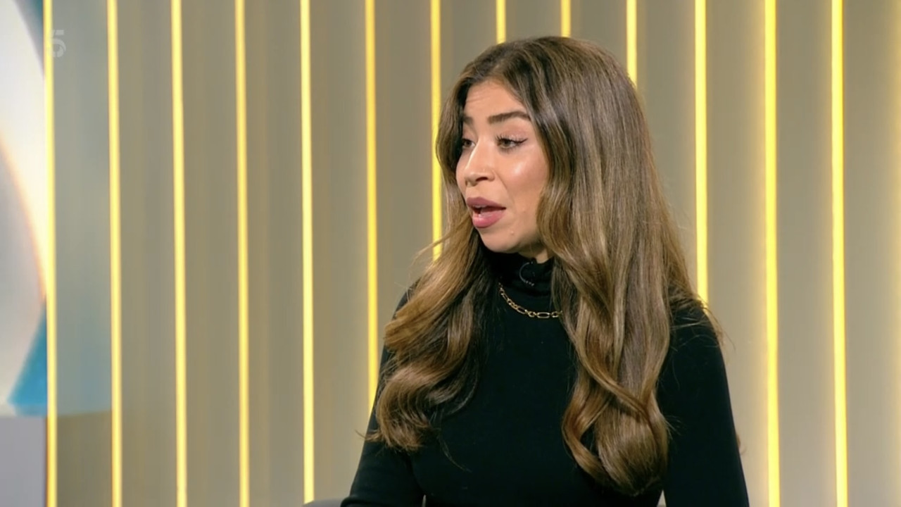 1 F2 A83 D2 299 A 4 A52 B1 DF 4 AC1 F6 ECB456 — Postimages