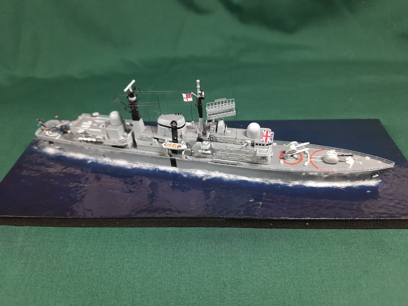 Dragon 1/700 HMS Sheffield - Type 42 Batch 1 Destroyer - Ready for ...