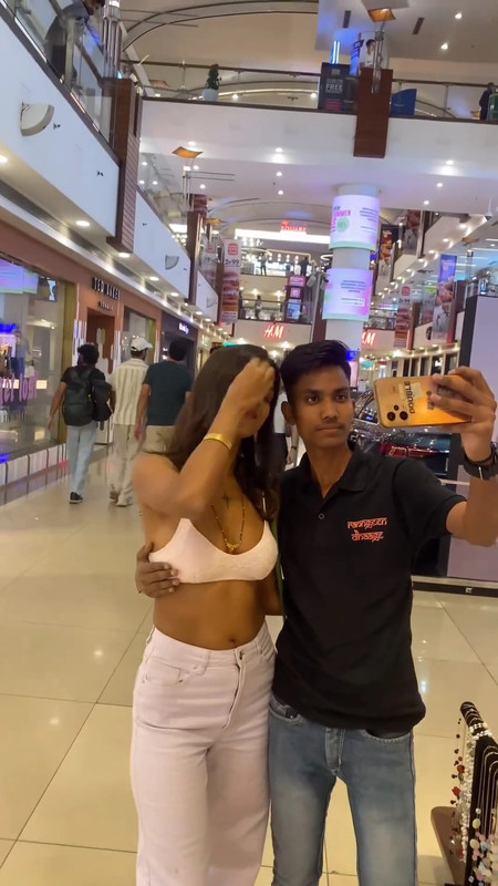 dusky desi girl in white bra in public mp4 snapshot 00 16 864 — Postimages