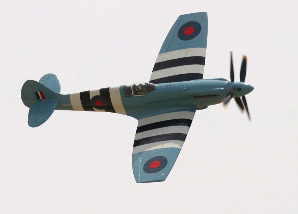 Tim's Spitfire PR19 - completed - KUTA XII GB - Britmodeller.com