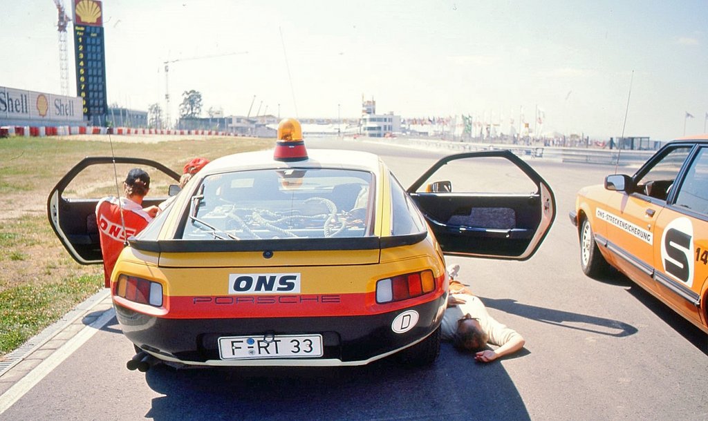 Martin – Porsche Pictures Past