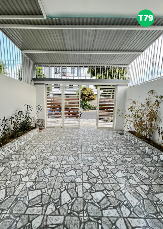 158 F889 E 01 D6 4743 B144 18370 B93 E126 — Postimages