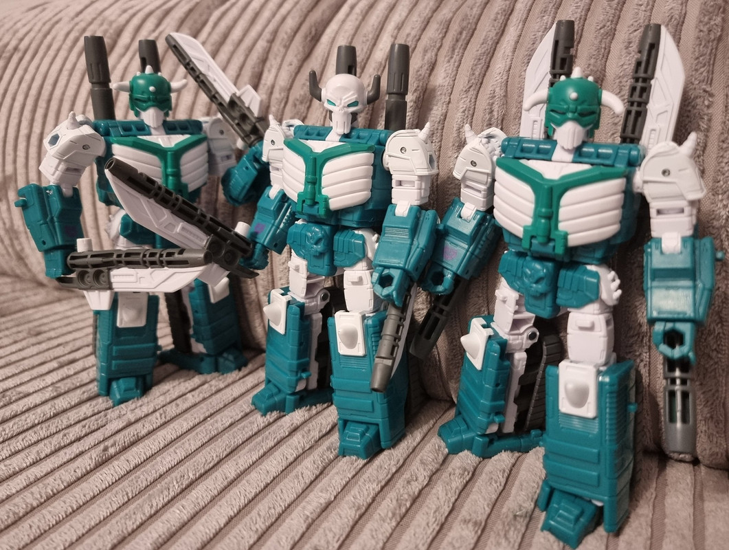 G2 Universe Cybertronian Trooper 04 — Postimages