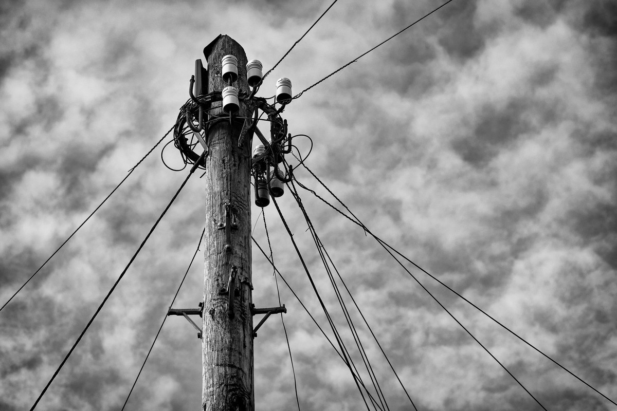 Week 38 Electrical T4 16018 BW — Postimages