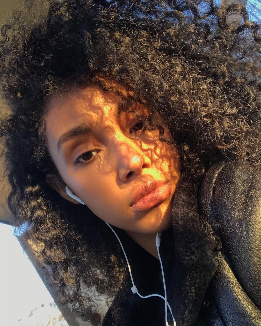 mika (21) — Postimages