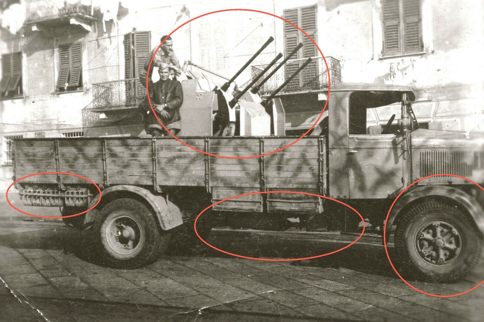 Lancia 3 Ro with Flakvierling Monaco 1943 — Postimages