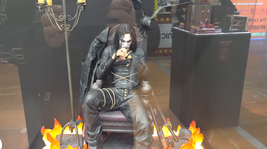 Infinite Statue: The Crow - Eric Draven (Brandon Lee) - 1/4 Maestro ...