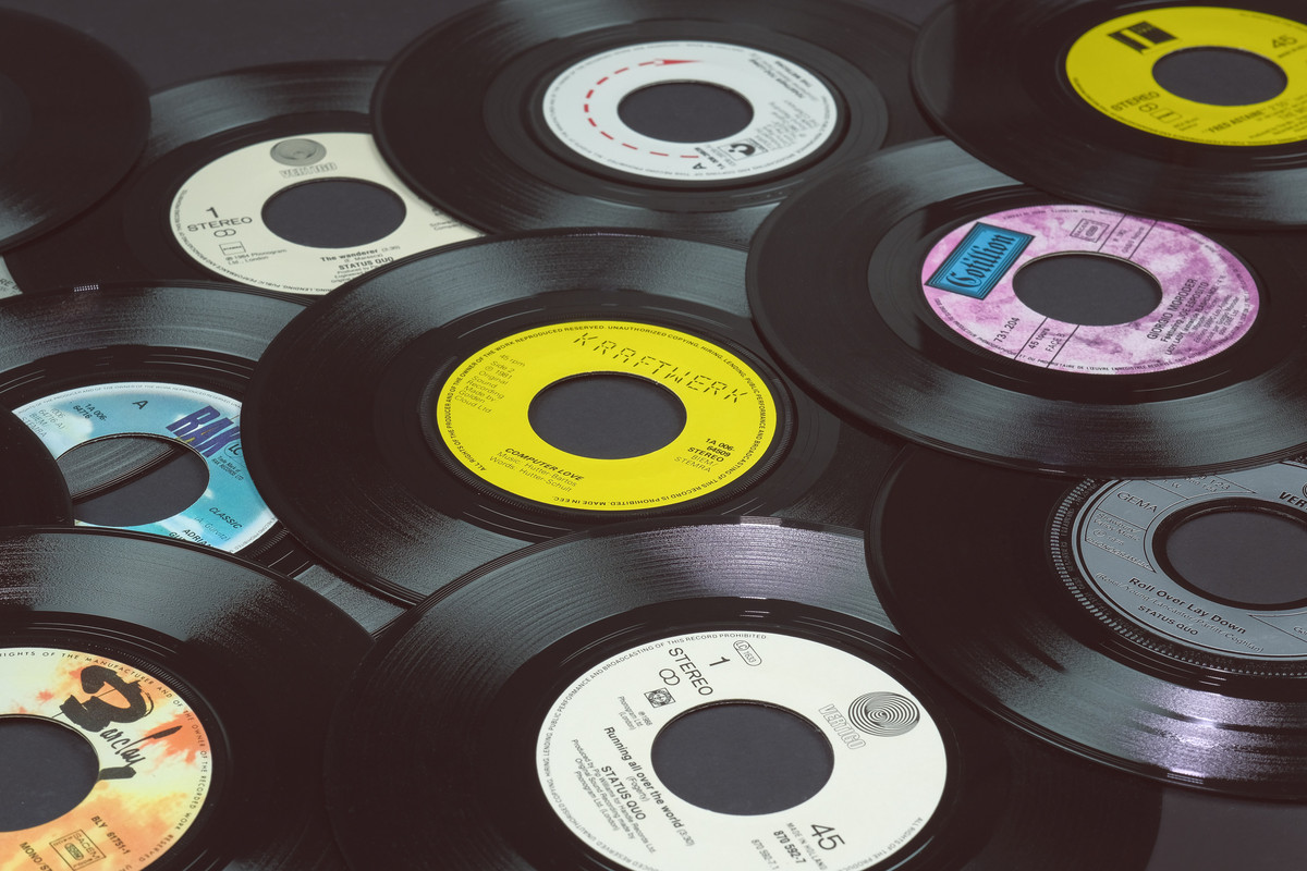 The Seven Types of Record Collector- Which One Are You? | Skiddle