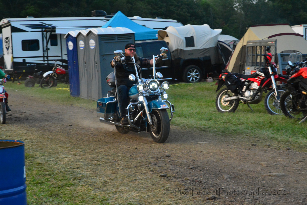 TCH 4933 — Postimages