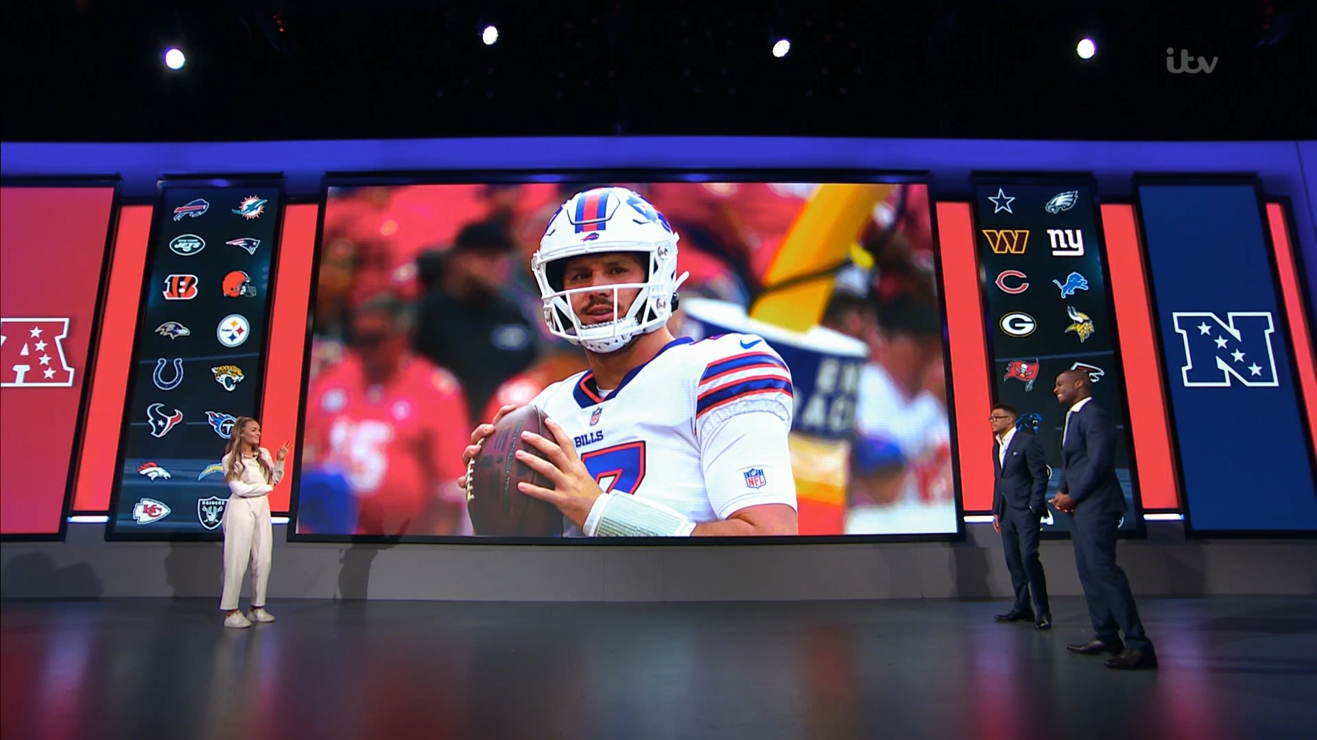 The NFL Show S01 E08 ts snapshot 00 55 49 625 — Postimages