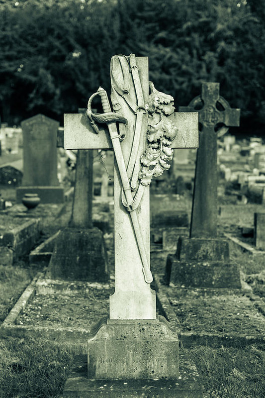 A Cavalry Sword On An East Kent's Grave | Army Rumour Service