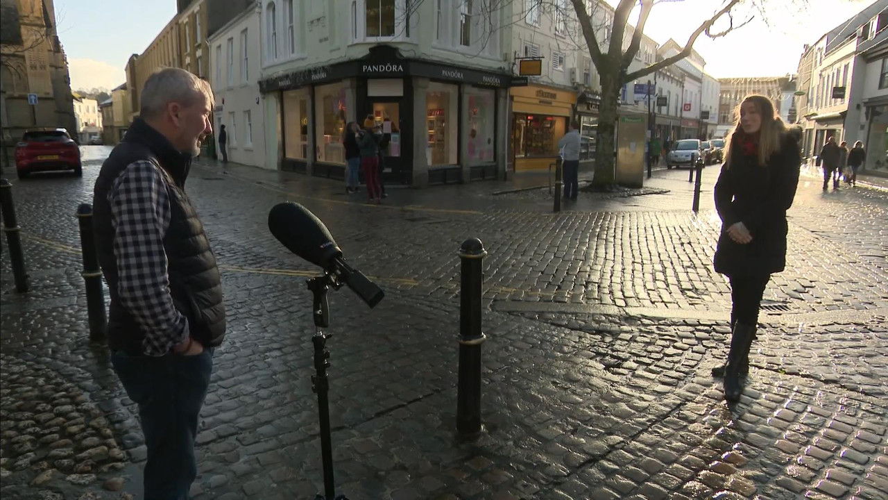 Grace Pascoe 201220 mp4 snapshot 01 00 [2020 12 20 19 08 50] — Postimages