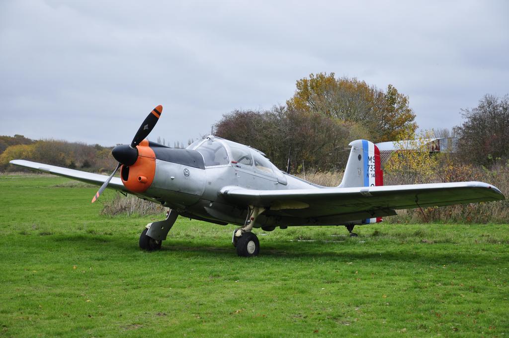 Harringworth - Spanhoe EGZZ Airfield 20.11.18 - Civilian Aviation