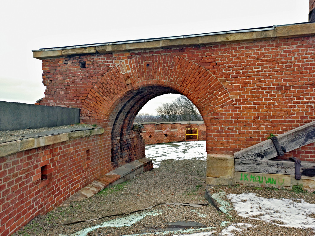 Fort 31 43 — Postimages