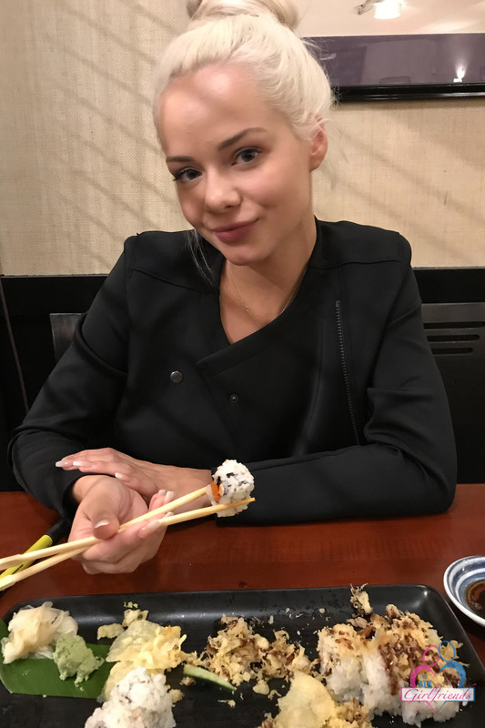 els004 ATK 372863216 — Postimages