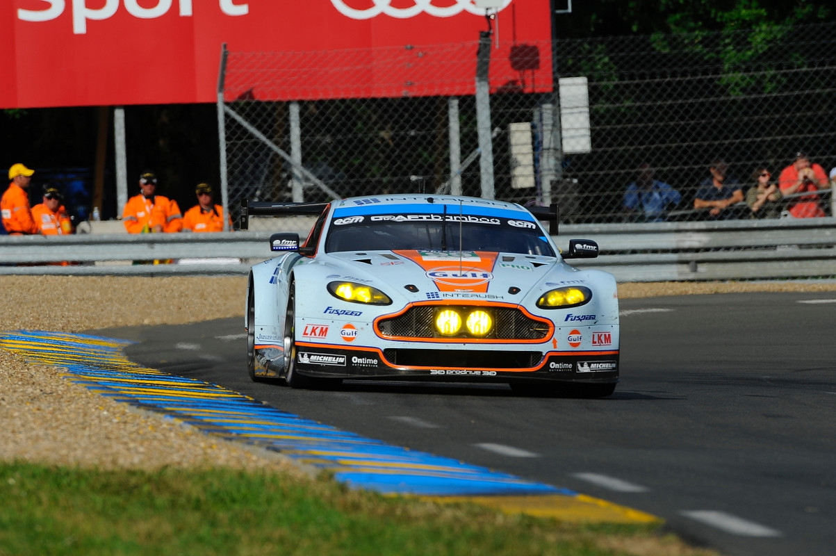 14lm99 A Martin Vantage Alex Mac Dowall Darryl OYoung Fernando Rees 4 ...