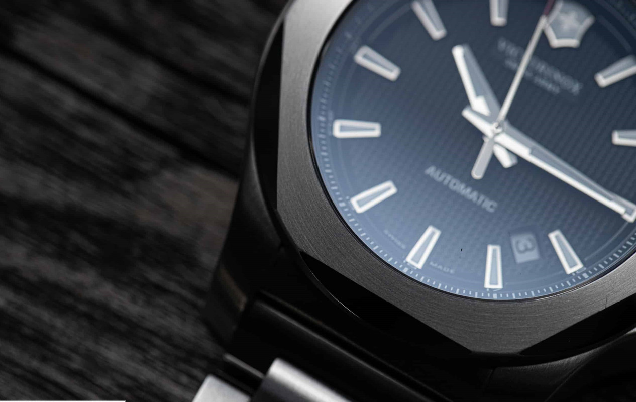 Victorinox Inox Mechanical 10 — Postimages