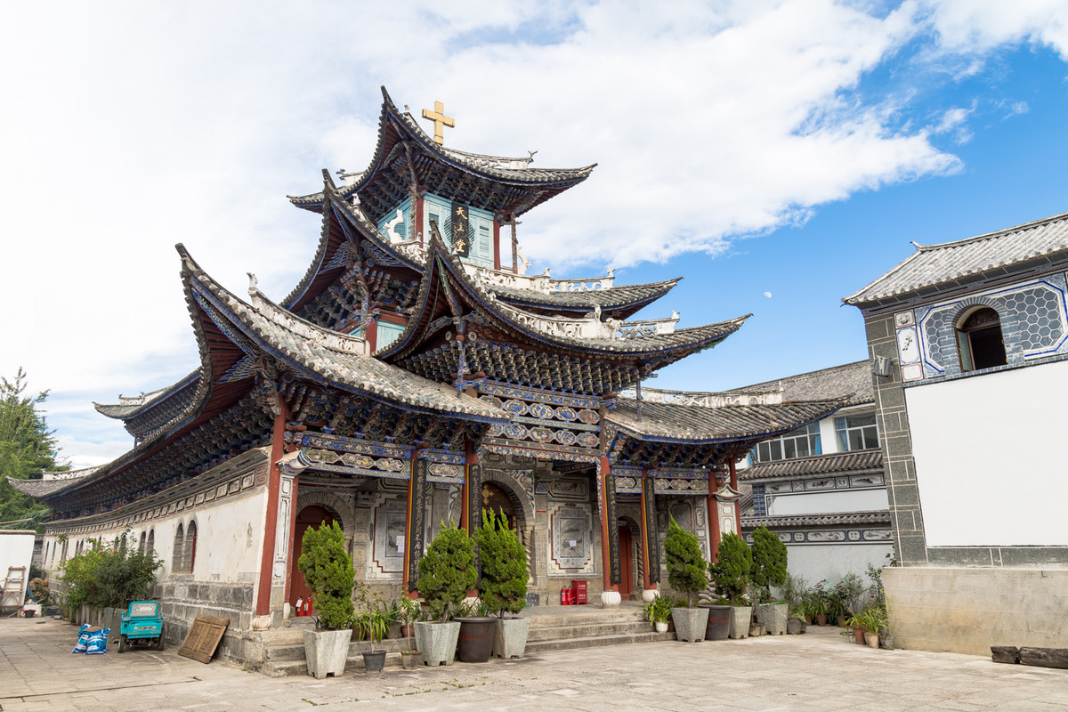 IMG 1879 Dali Old Town Catholic Church — Postimages