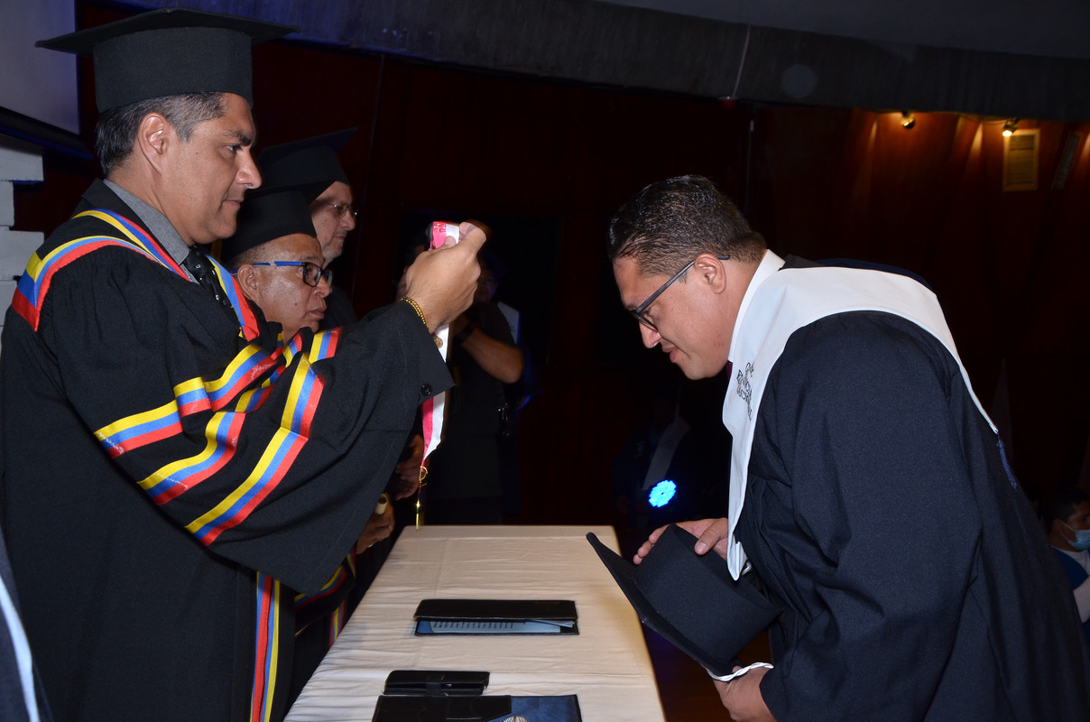 RIC 8692 — Postimages