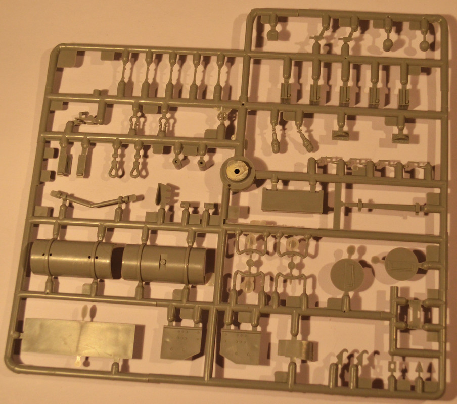 Valentine XI MK.III ARK Model 1/35 - Work in Progress - Armour ...