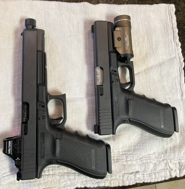 Does anyone have any inspirational model 40 (10mm) builds? Don’t ever ...