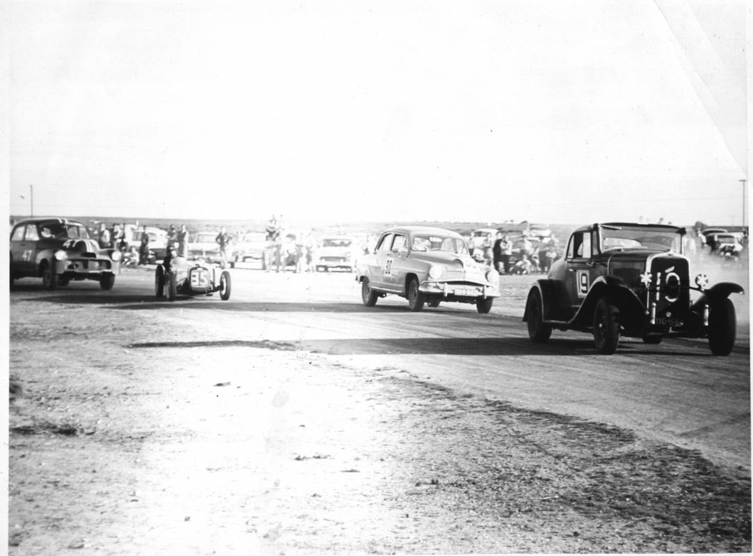 Col Riches and his Dodge DD - The Nostalgia Forum - The Autosport Forums