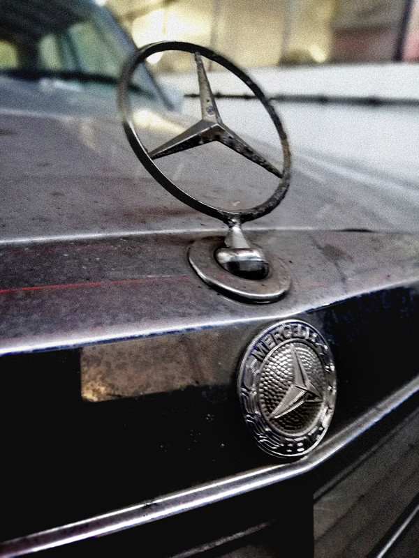 MERC w123 VV2310 Bd6 — Postimages