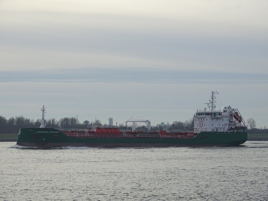 Spotten in De Hoek. - Pagina 679 - SCHEEPVAART FORUM