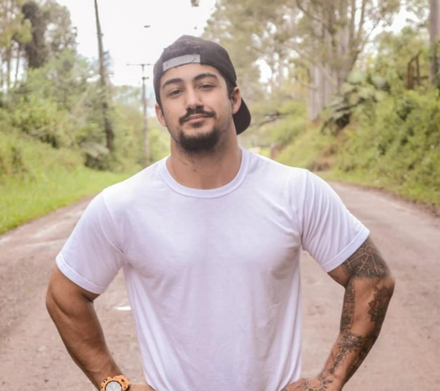 Photo - Brazilian Youtuber Leo Bazuca | LPSG