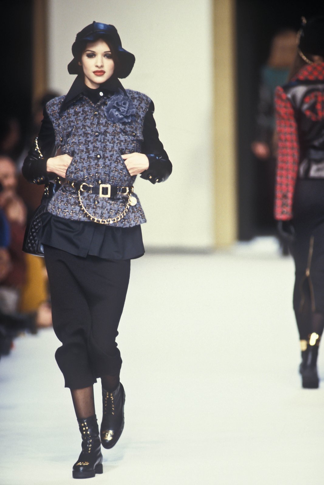 Fashion Classic: CHANEL Fall/Winter 1992 | Page 2 | Lipstick Alley