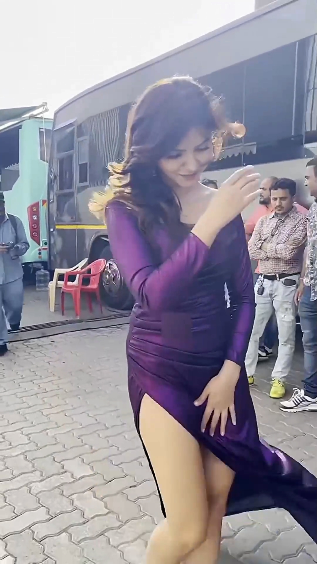 Rubina Dilaik legs 00 00 06 24 Still005 — Postimages