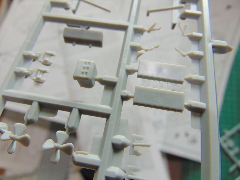 Kit's Airfix 1/600 Moskva (05202) **FINISHED** - Page 2 - The ...