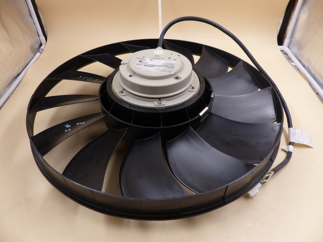 ZIEHL-ABEGG IP54 THCL155 BLOWER MOTOR 400V W/ CARRIER-TRANSICOLD 38 ...