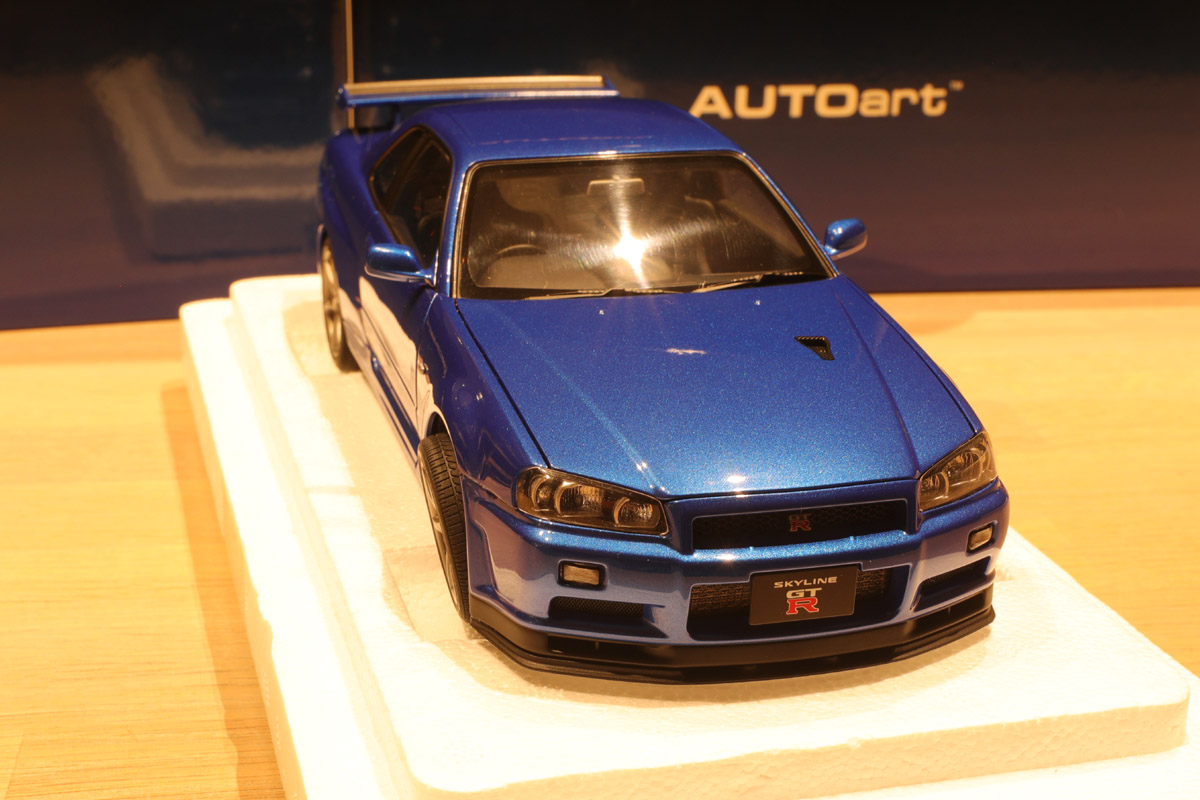 3 new Autoart Skyline (R34) GT-R's - all arrived with issues ...