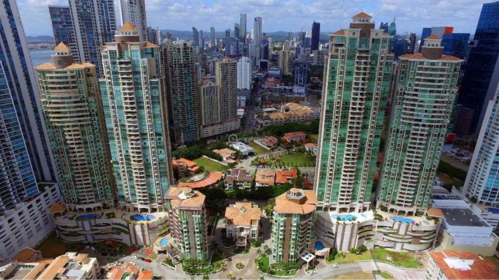 CD. de PANAMÁ | Pacific Point Torre 400 | 56p | E/C | SkyscraperCity Forum