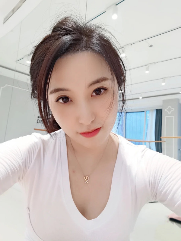 171 FAE5 D D84 E 45 DF BD54 DC967 B935 F26 — Postimages