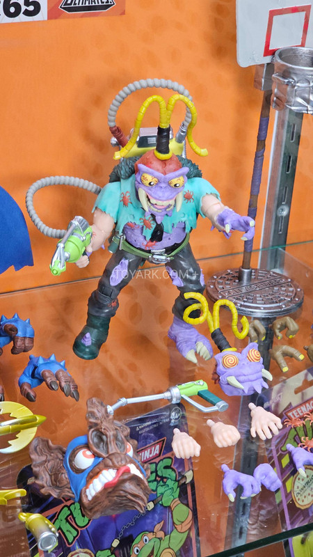 NYTF23 Super7 Cartoon Figures 077 — Postimages