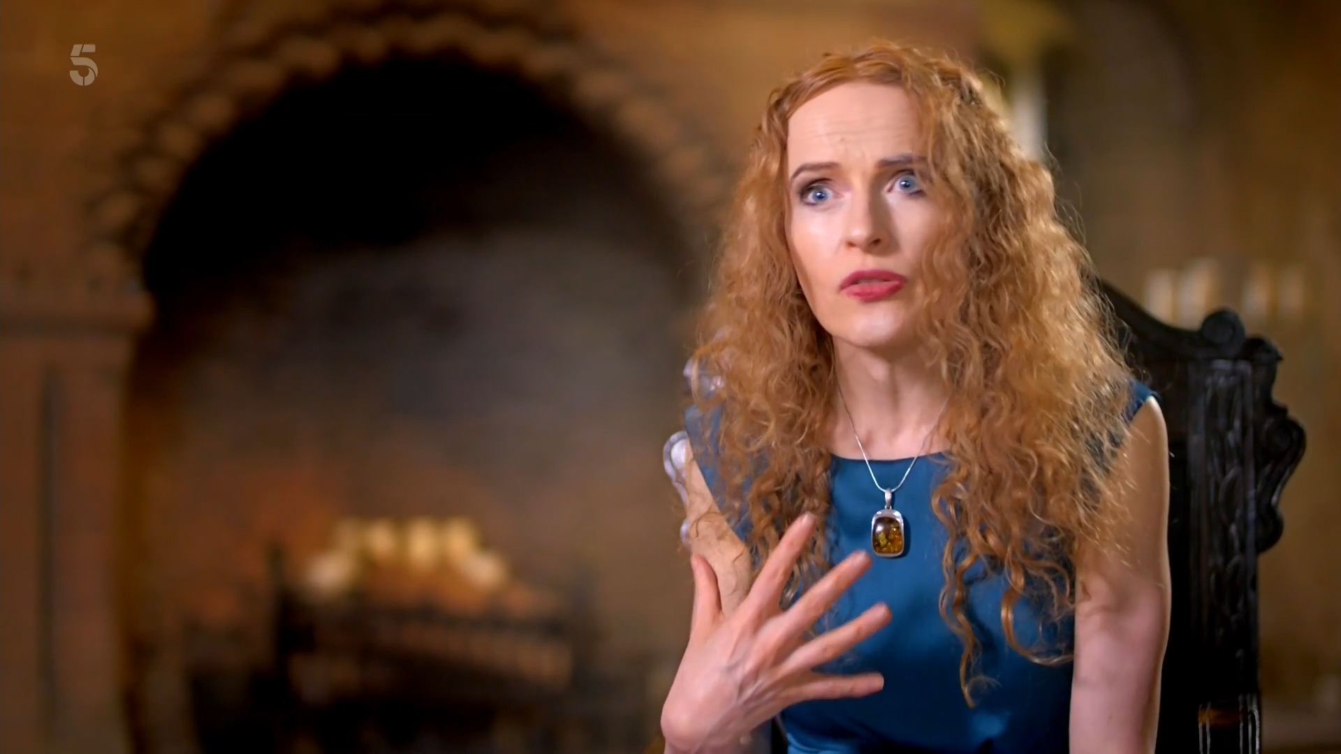 2023 01 14 20 30 Channel5 Secrets of the Royal Palaces 3x2 mp4 snapshot ...