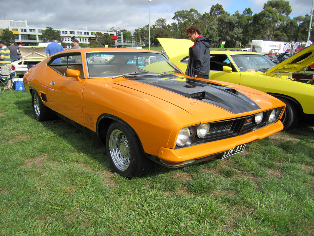 Ford Falcon XB GT Hardtop Burnt Orange — Postimages